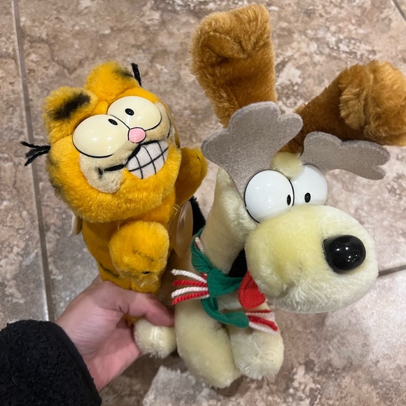 Toys | Vintage Garfield Odie Plushies 199s Paramount Window Cling ...